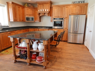 Photos | Kitchen Photos | Photo Gallery | Seating Innovations